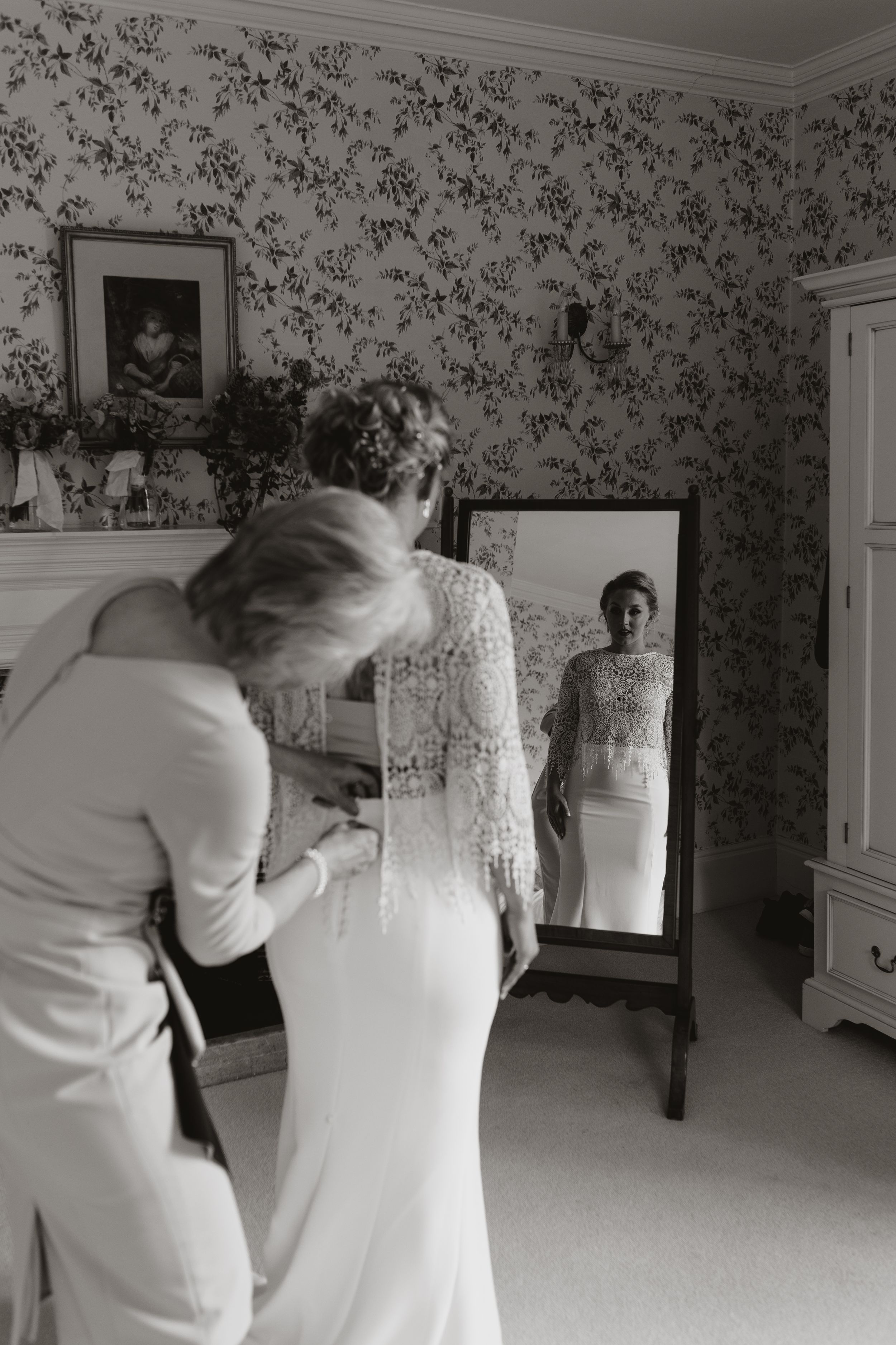 Laid-back May Garden Wedding at Plas Dinam Country House - Pix by Vix ...