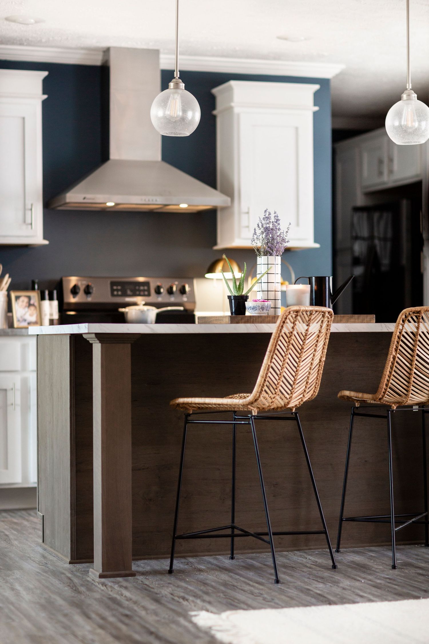 Ripley Crossmod - Meghan Francis Photo