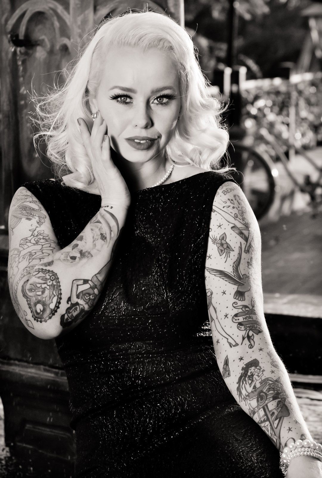 Pin Up Photography - Fun and quirky calendar styled portraits ...