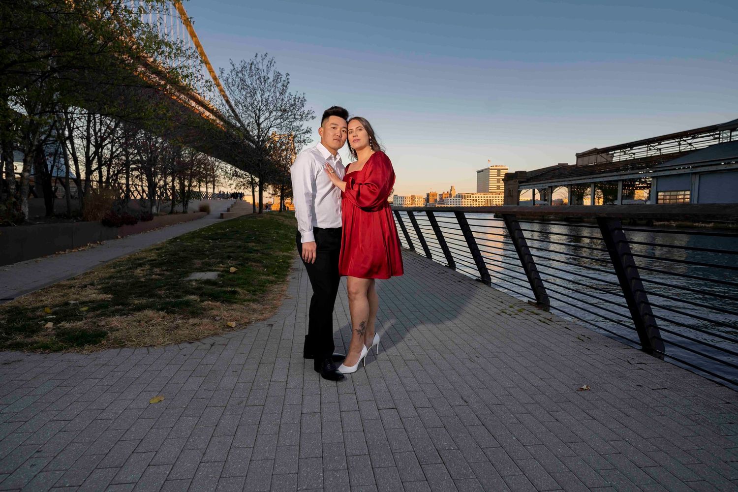 Race Street Pier | Samantha + Oscar | Philadelphia, PA - Shutter & Snap Photography