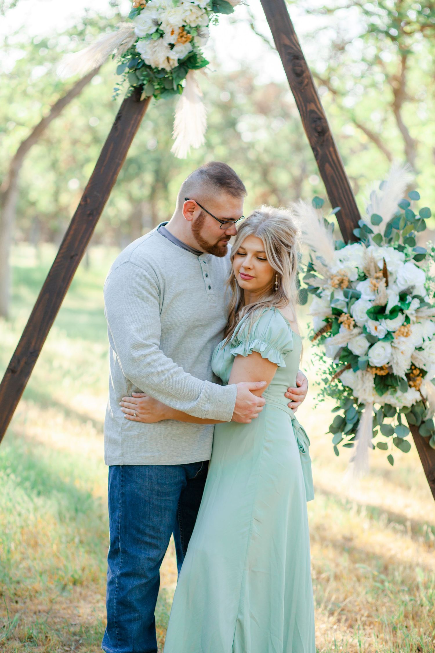 Hailey & Dylan's Engagement Session In the oaks Red Bluff Ca - HEATHER ...