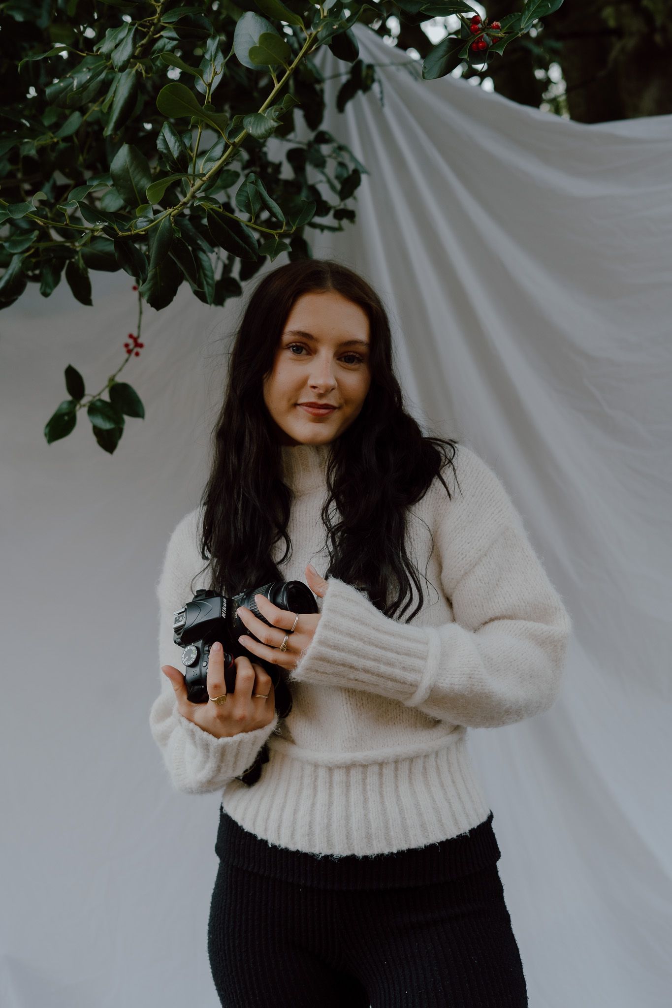 About me - Yasmin Thorp Photography