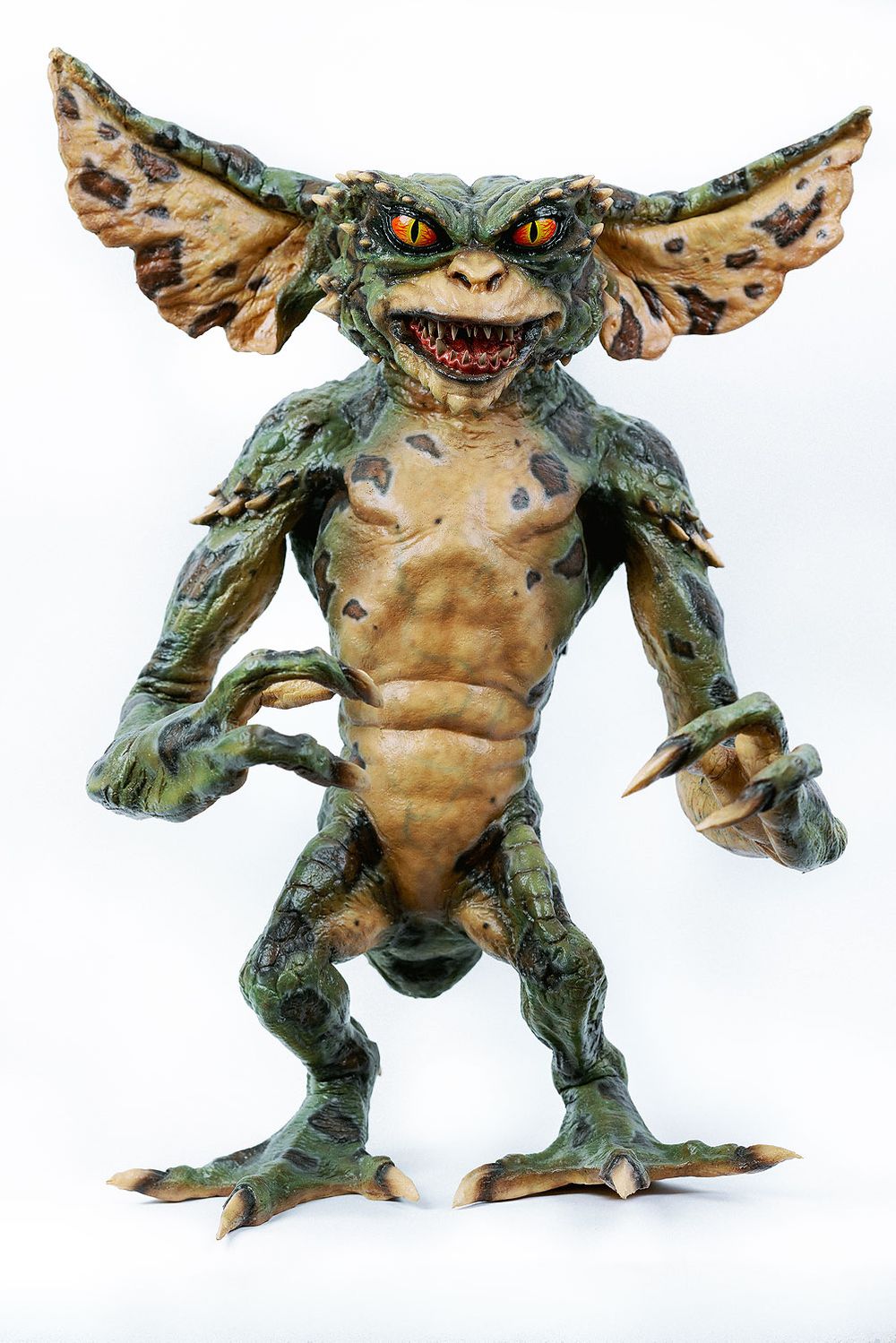Gremlin Replicas - The Gremlins Museum