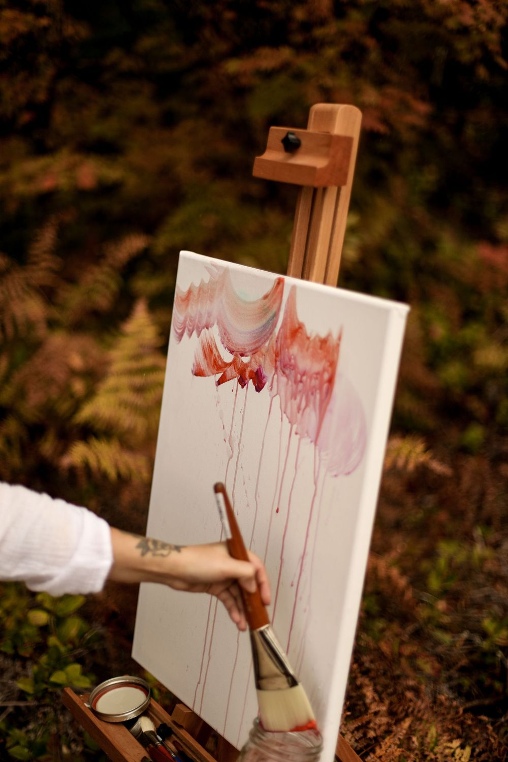 Colorful Photoshoot Ideas: An Artist Using Paint - Emma K Photo: Oregon ...