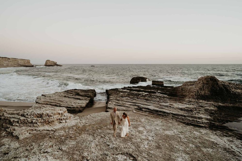 Panther Beach Engagement Photoshoot - Where to Go and What to Wear ...