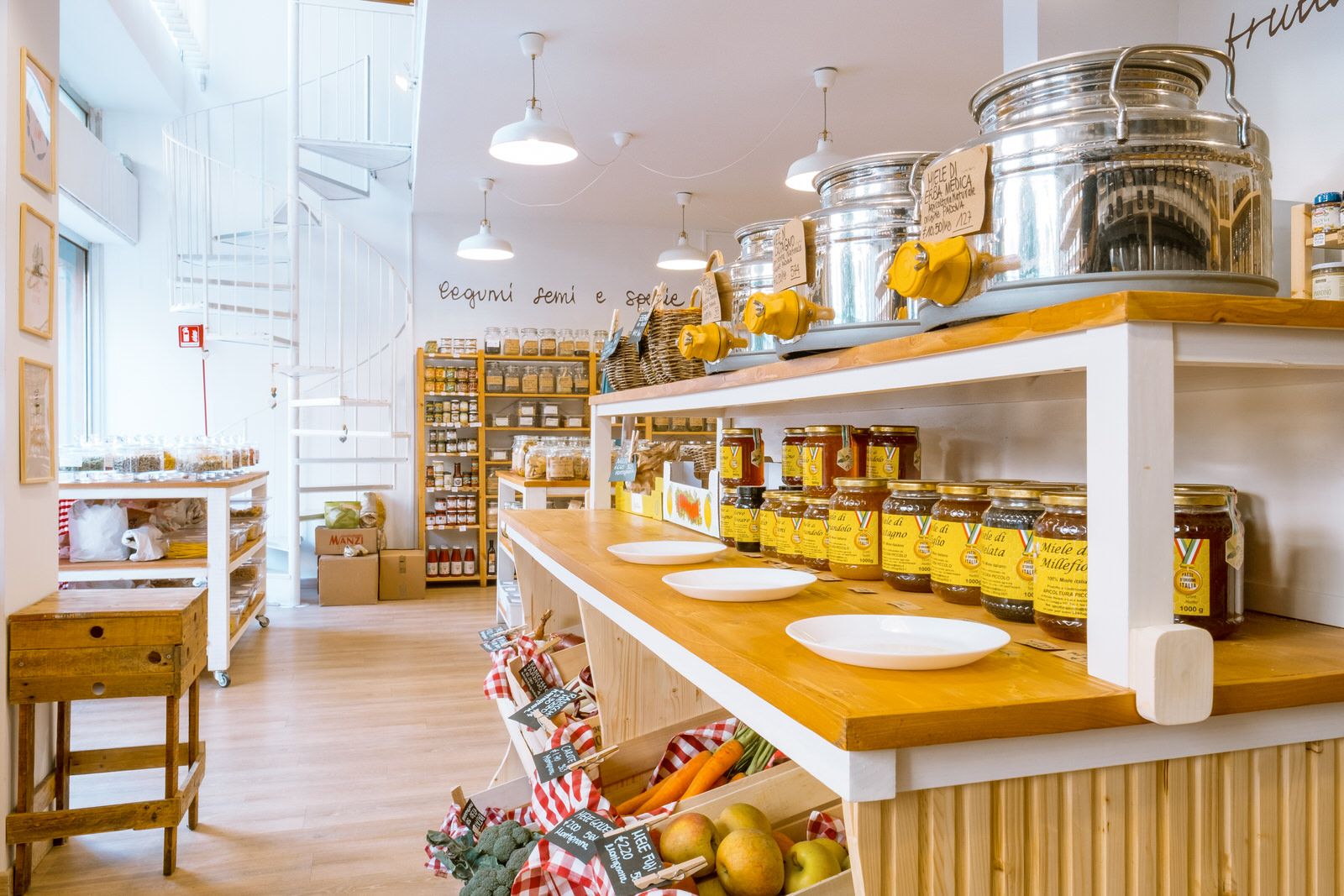 INTERIOR: La Bottega Sfusa di Laura - Alessandro Failla | Photographer ...