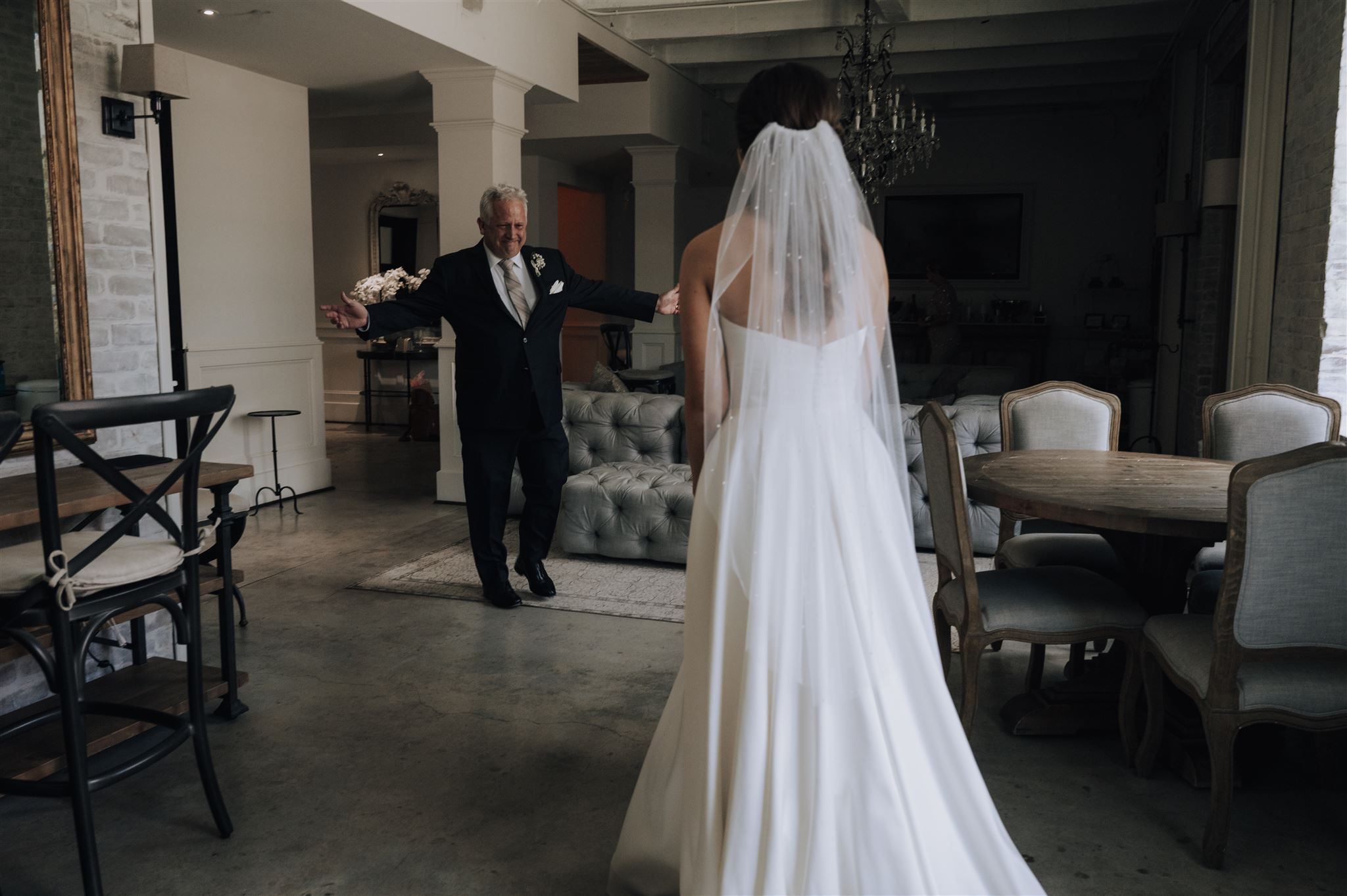 Modern Industrial-Chic Wedding at The Astorian, Houston