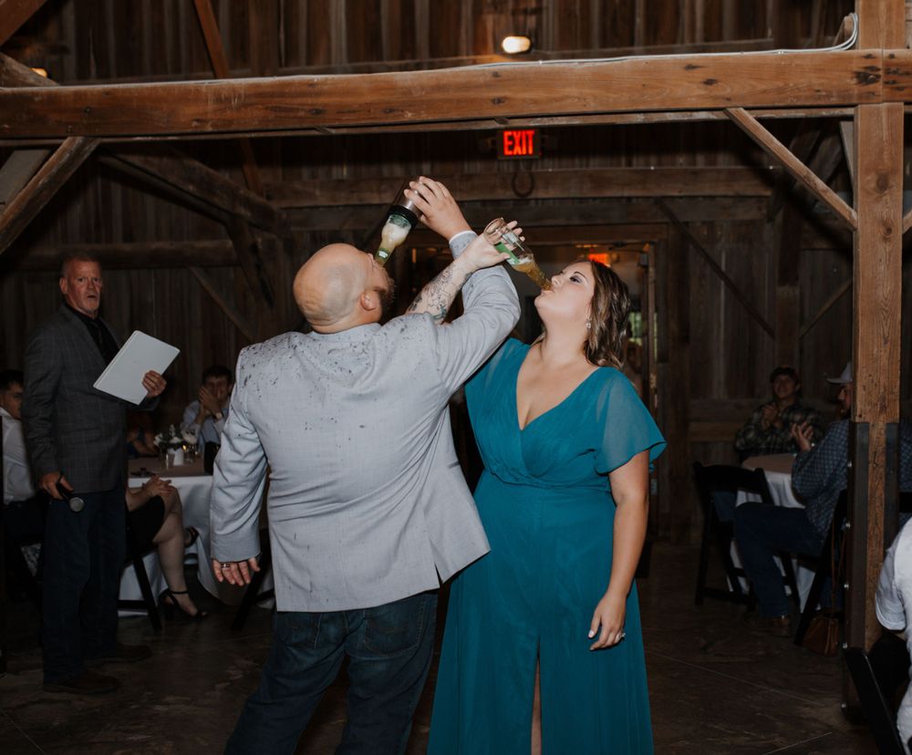 Frazee Wedding | Tobacco Barn Farm, in Holt, Missouri - RW Photography ...