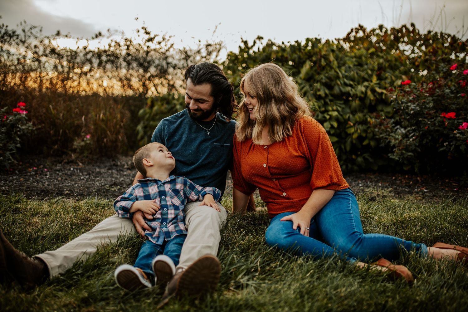 Family + more contact page - Cincinnati OH Photographer - Kenny Renee ...