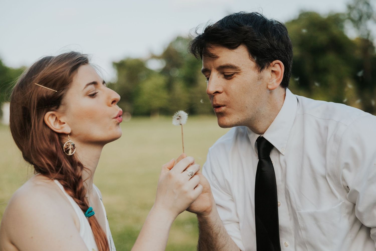 Contact - Laura Cheng Photo