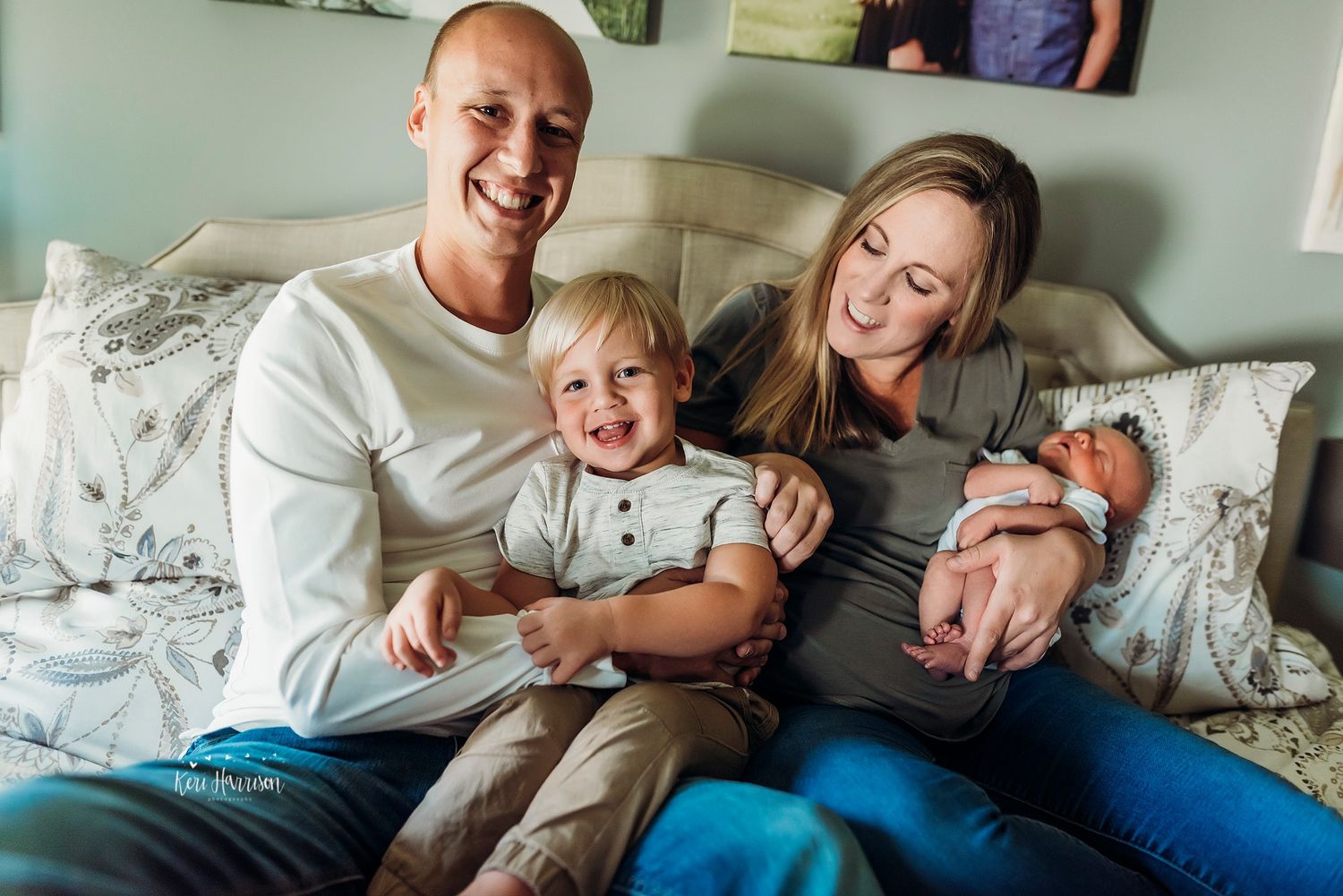 NEWBORN SESSION IN BAY CITY, MICHIGAN - Keri Harrison Photography