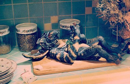 Full Body Gremlin Handpuppet - The Gremlins Museum