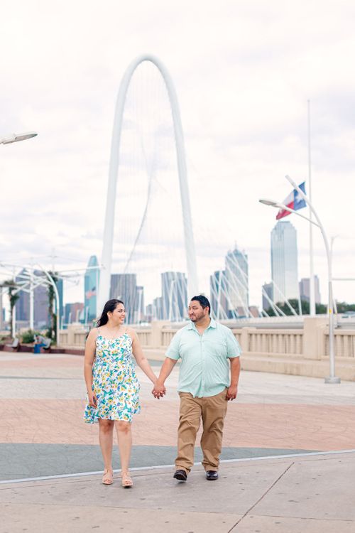 Trinity Groves & Dallas Skyline Engagement Portraits - Fort Worth ...