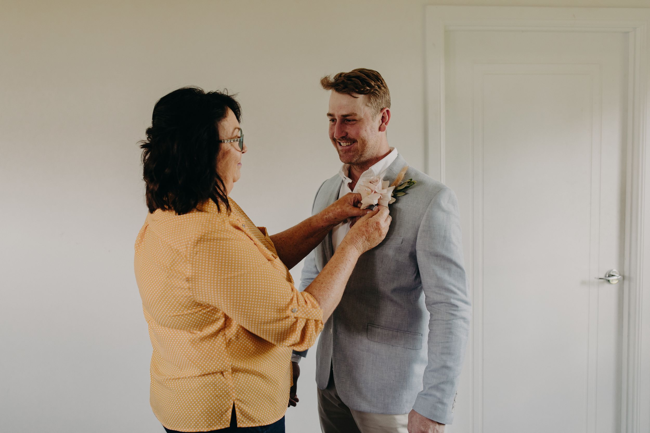 Cara + Haydn // Mitchell, Queensland - Fennel & Fern Photography