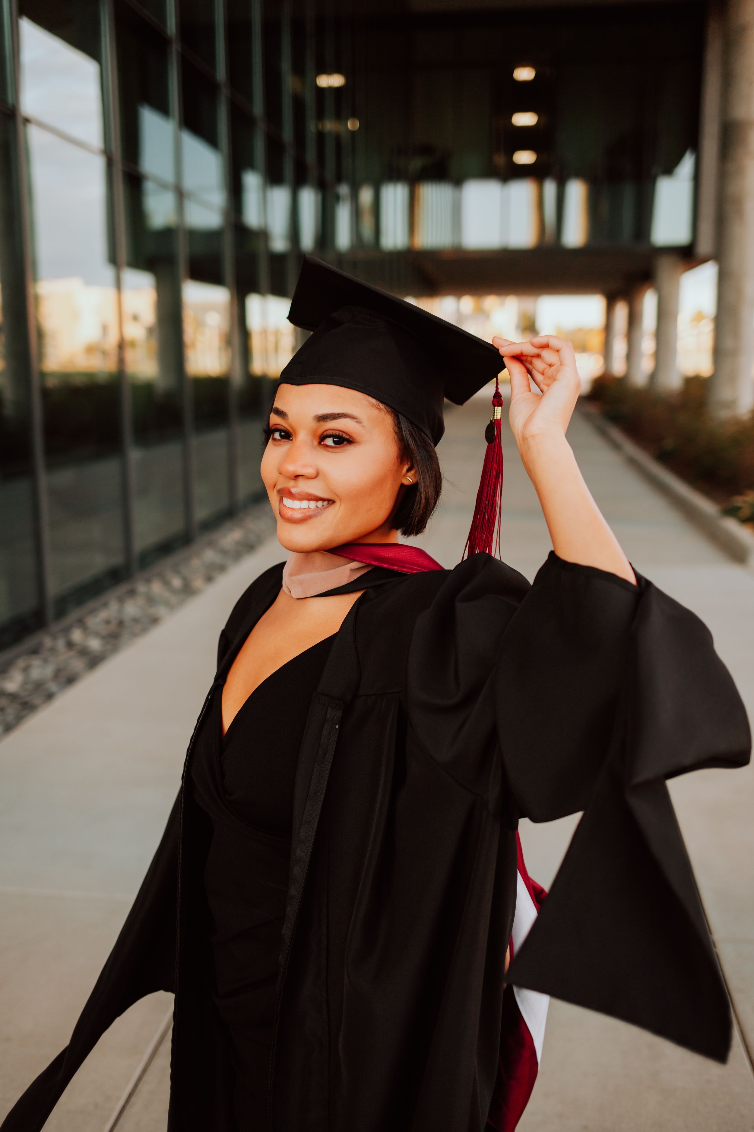 Grad Photographer in Springfield, MO - Love Leigh Photography