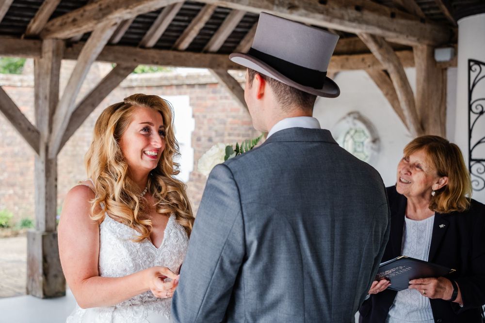 Eastwell Manor Hotel Wedding Photography - Kent Wedding Photographer ...