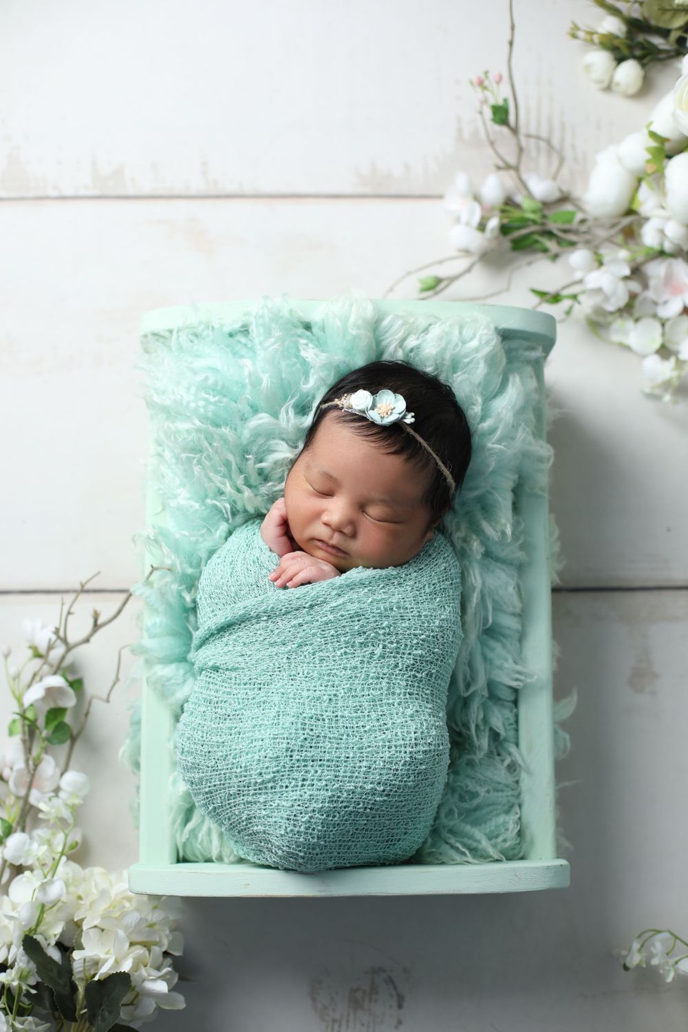 Newborn themes - baby Avontif Studio