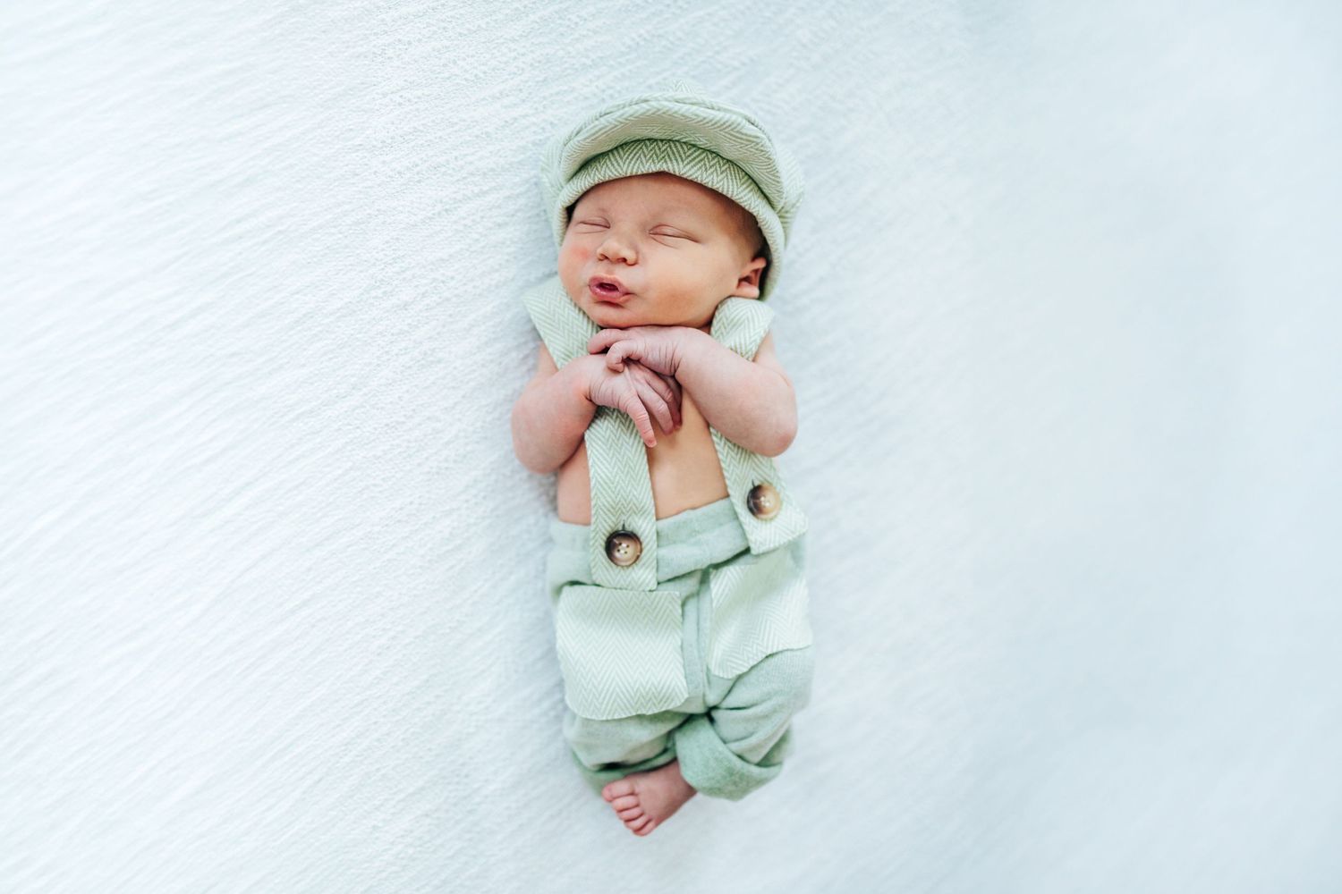 Baby Axel's Newborn Session - JENNAKPHOTOS, NJ Photographer - JENNAKPHOTOS