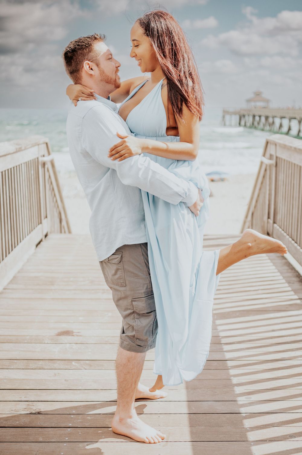 ENGEGMENT & WEDDING PHOTOGRAPHER - Laura Alexandra Photography