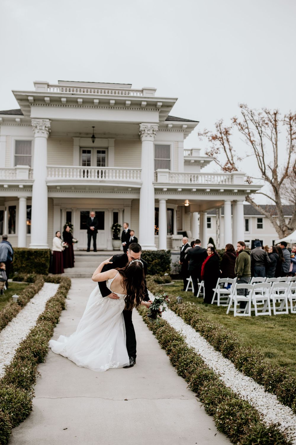 The Moore Mansion | A Winter Wedding in Pasco, WA - Sydney Nichole ...