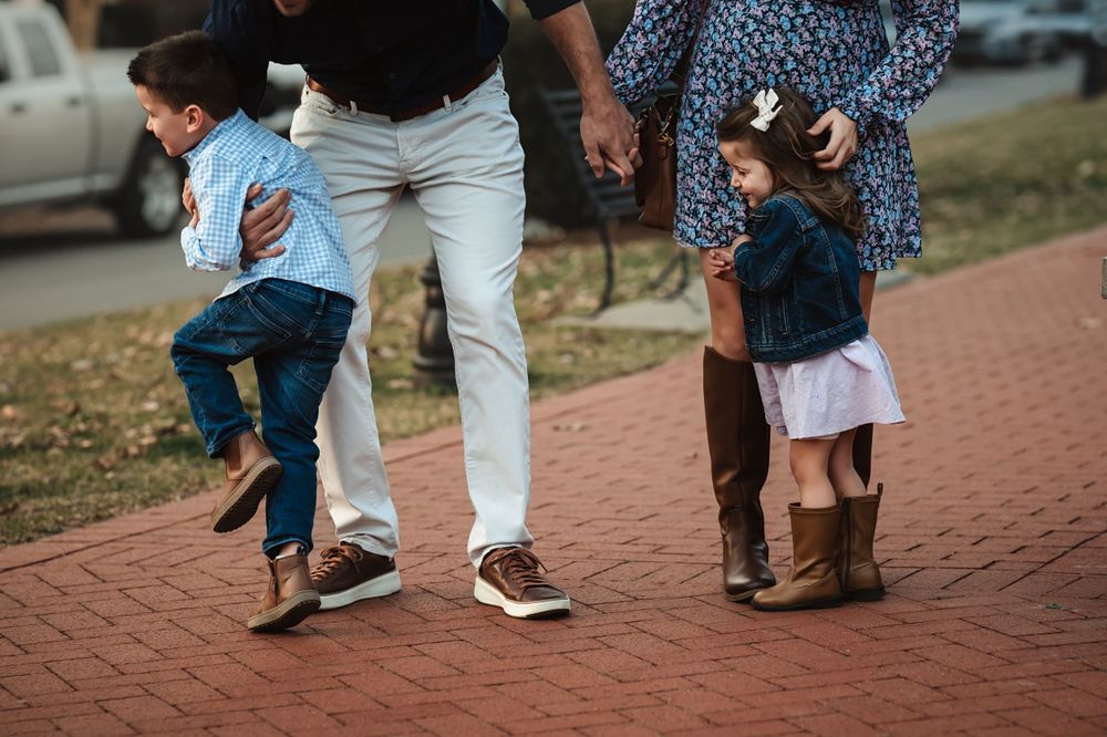 The Do's and Don'ts of Bribing Kids for Photos - Chattanooga Family ...