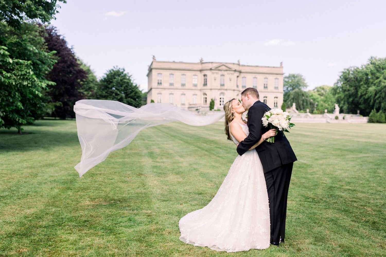 10 Early Wedding Planning Tips for the Recently Engaged Couple ...