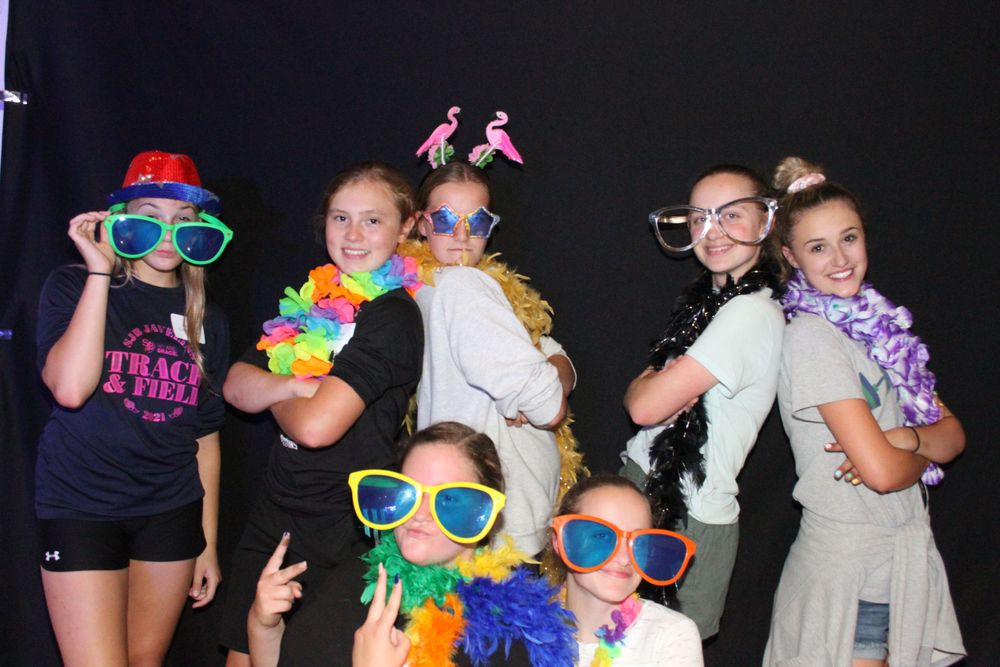 Your Guide to Throwing an Awesome Kid’s Party - Snap 'N Pics