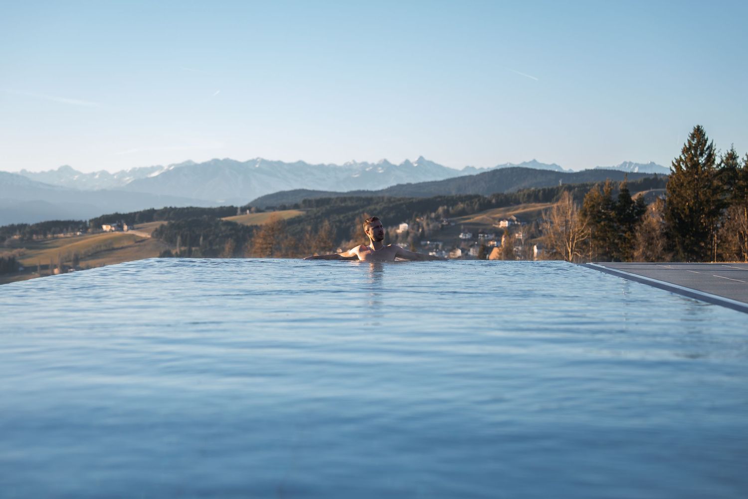 Luxury Hotels & Adventure Trips | Your Gateway to Exquisite Travels