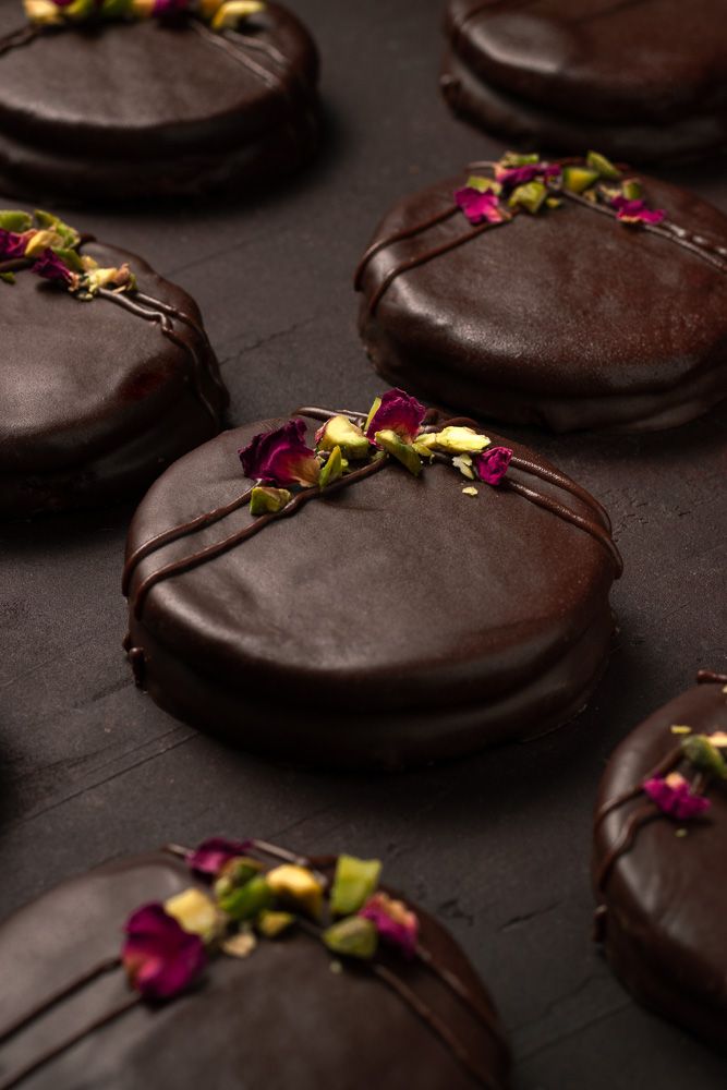 Ischler Sandwich Biscuit - Three Pod Studio