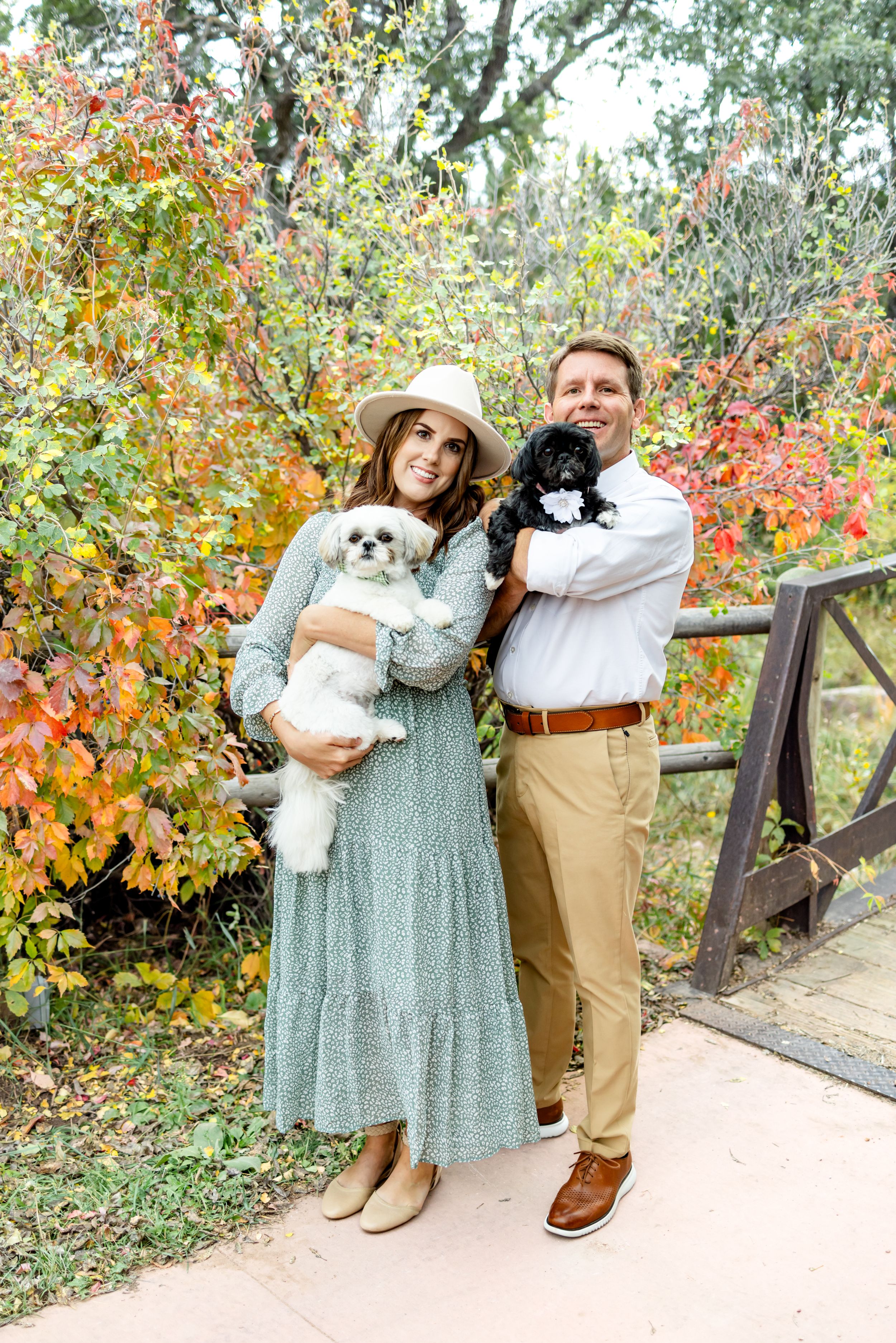 Adorable Couple Fall Session With Fur Babies at Rock Ledge Ranch in ...