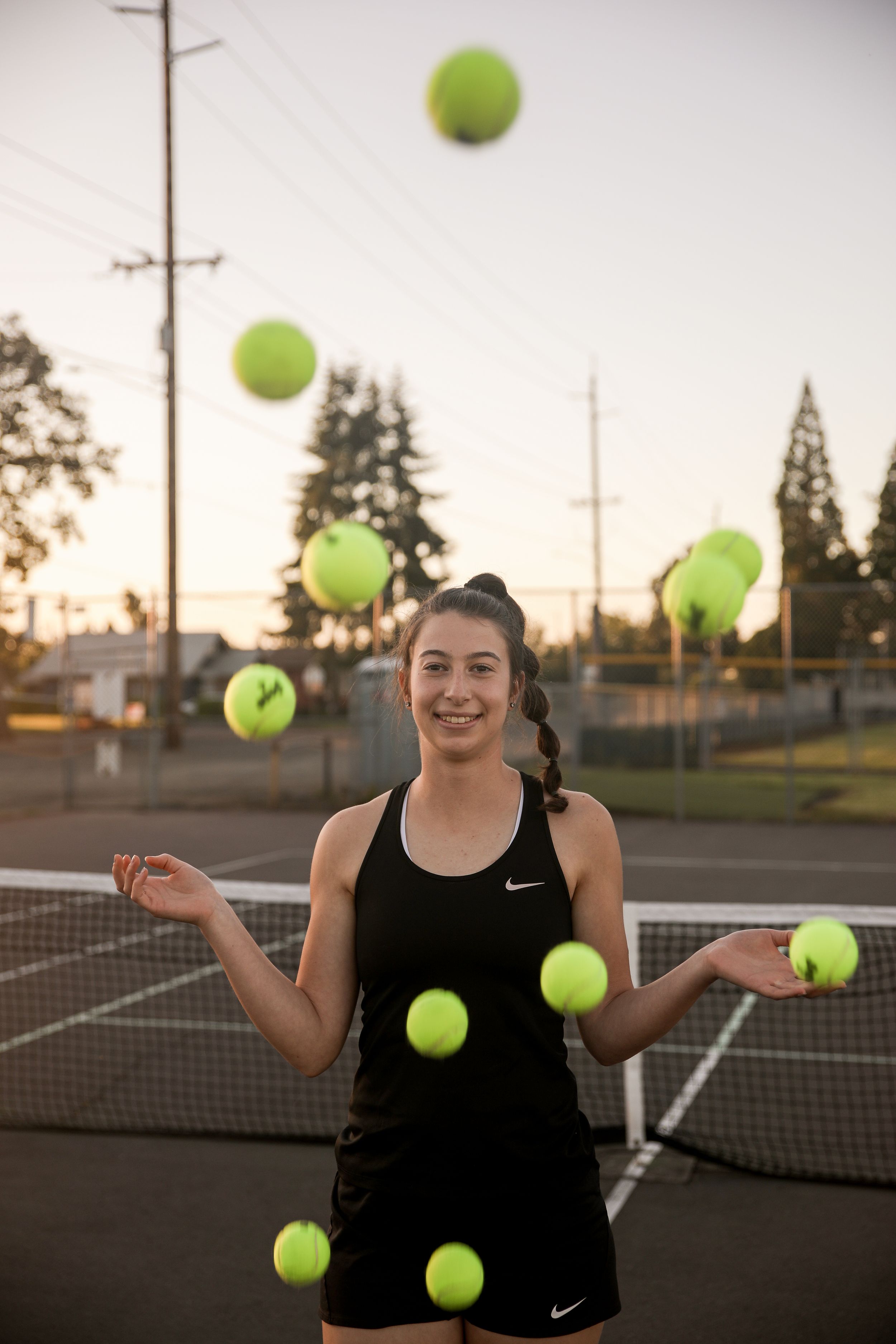 Creative Tennis Photoshoot Posing Ideas - Emma K Photo: Oregon ...