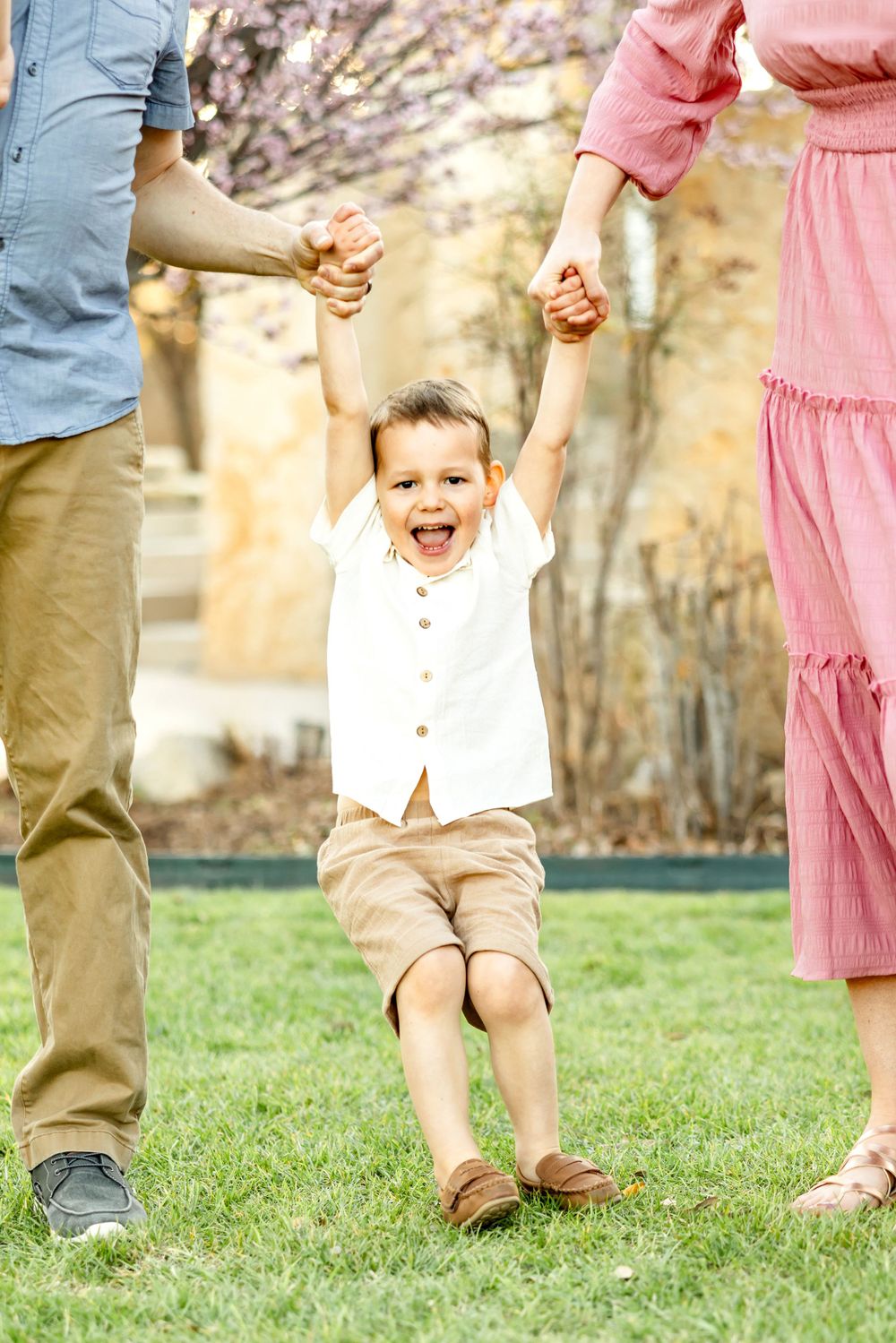 Family Sunset Session at Jacob's Ladder with Spring Blossoms at Abilene ...
