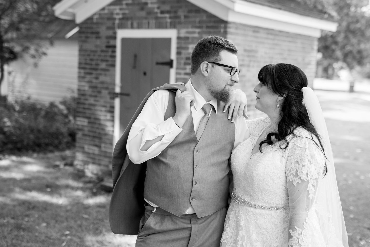 Contact - Red Devotion Photography