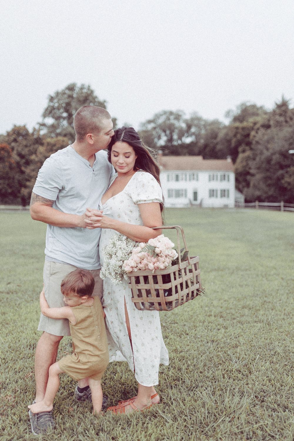 Cottagecore Family Session - Gaige Photo- East Coast Photographer