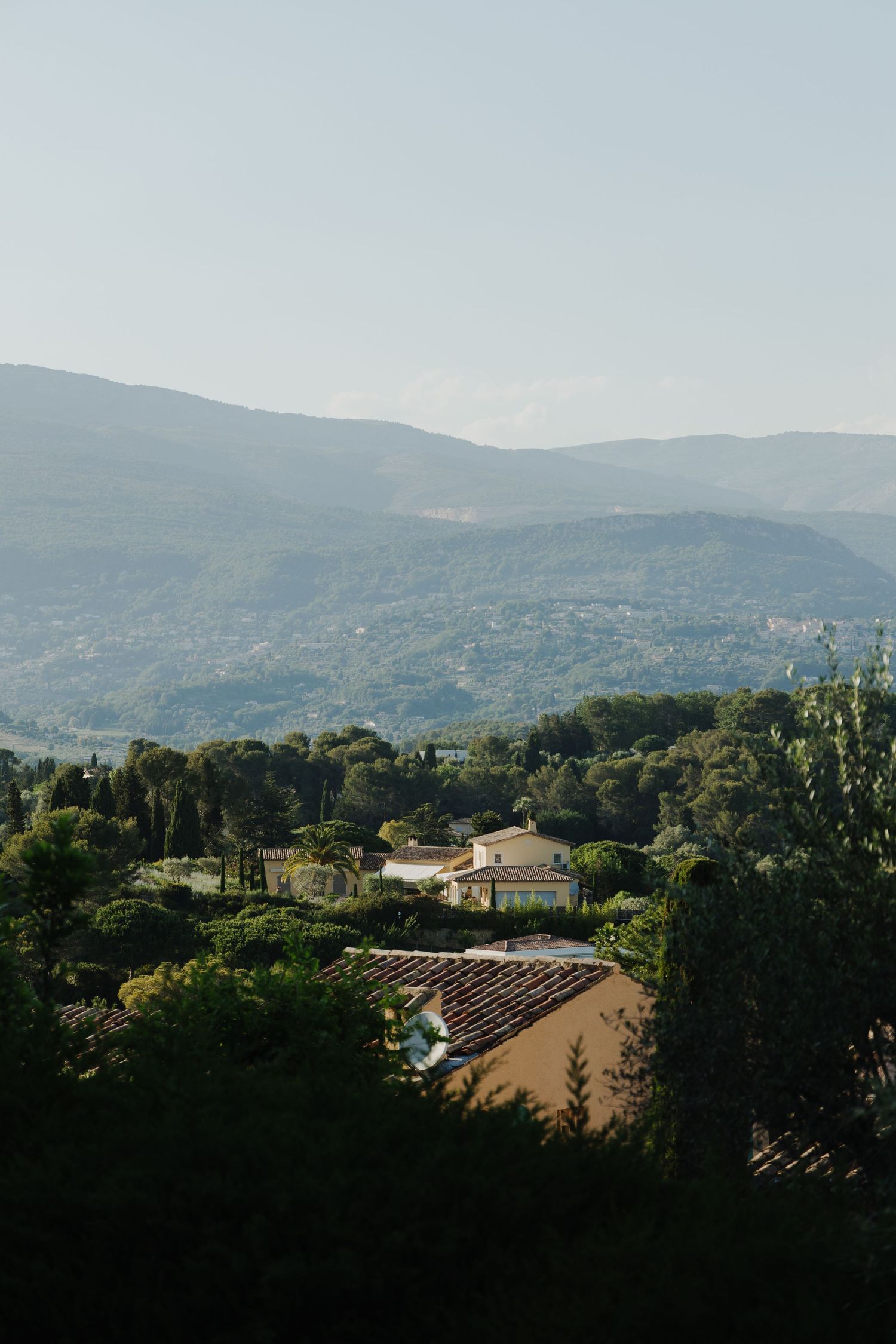 Exteriors - Sarah Button Photo