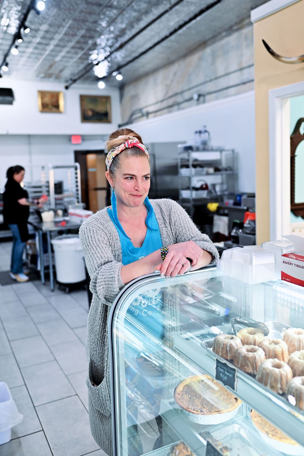 Ginny Bites - Downtown Anoka MN - Auden Photography