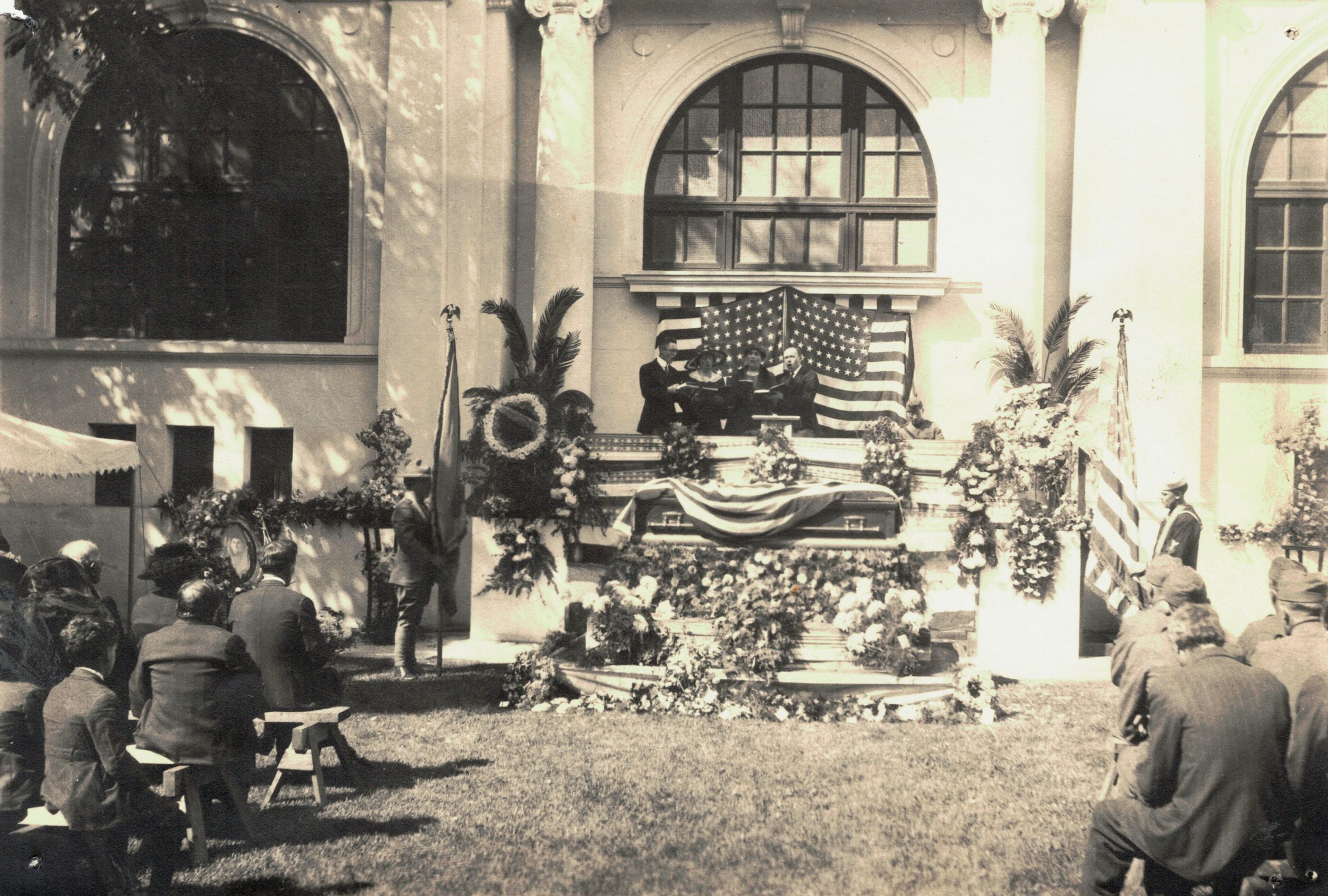 History of Funeral Photography - Funeral Photography by Nikki Kellogg