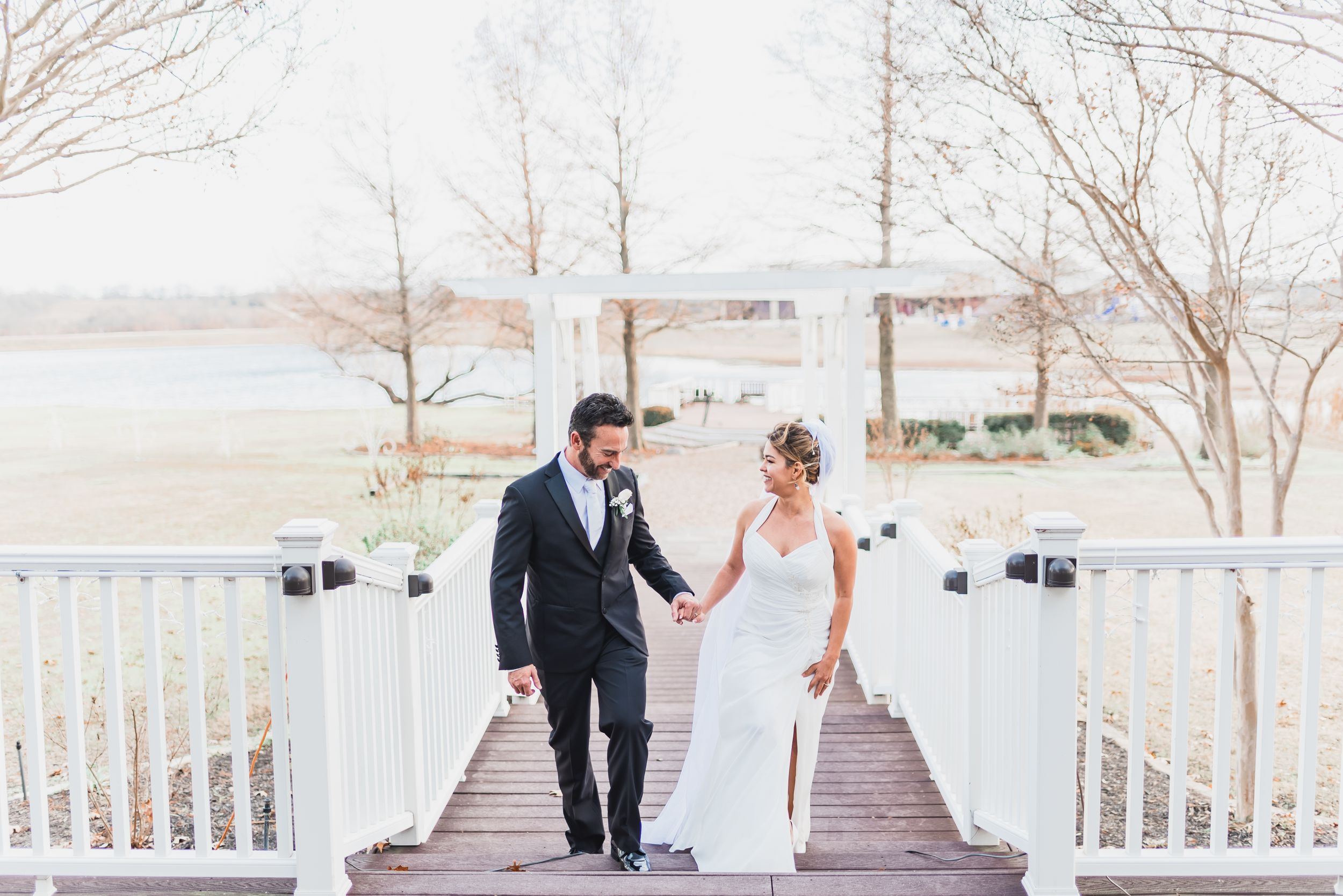 THE DIFFERENCE BETWEEN WEDDING PLANNER AND VENUE COORDINATOR The 