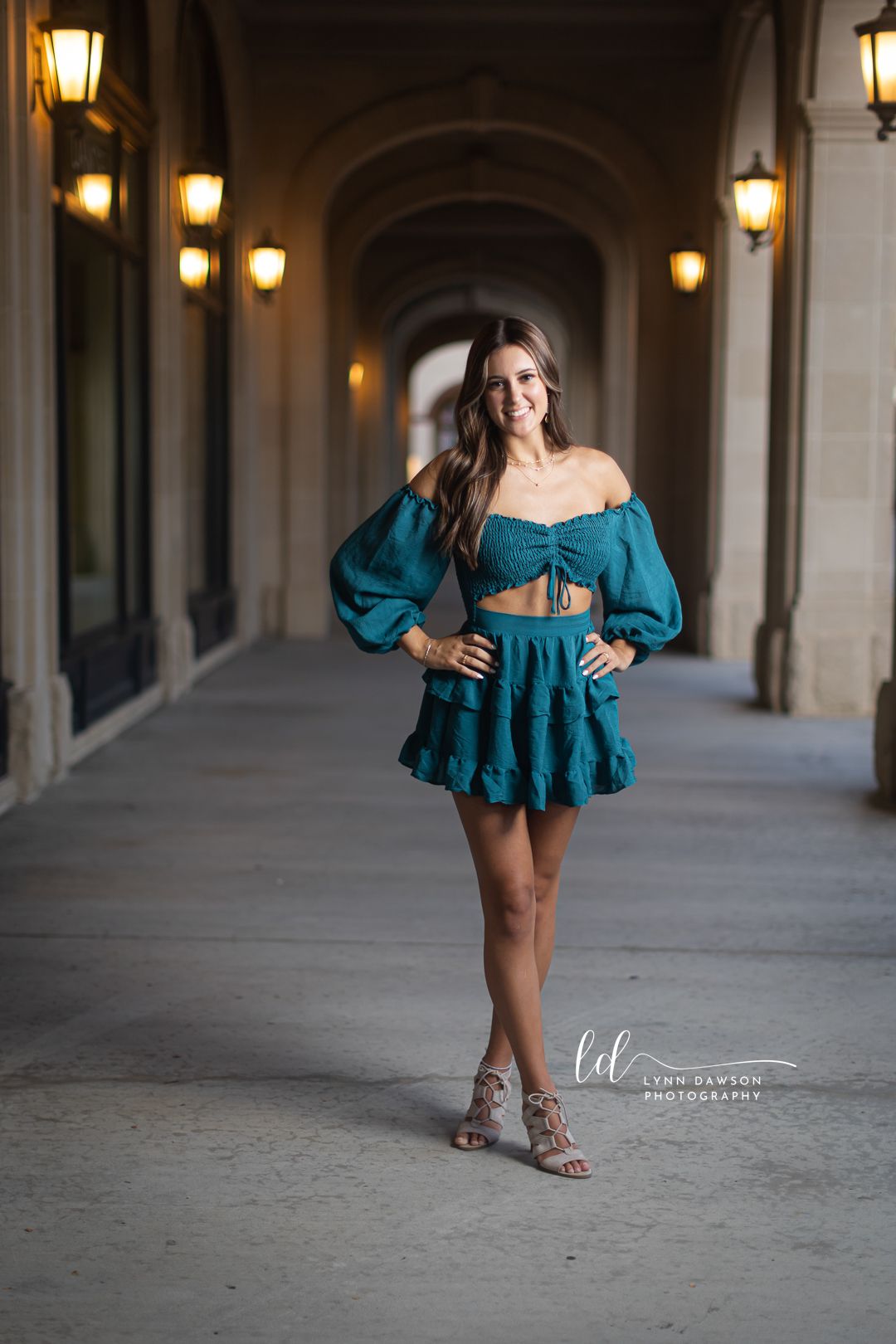 What to Wear for Senior Pictures - Lynn Dawson Photography