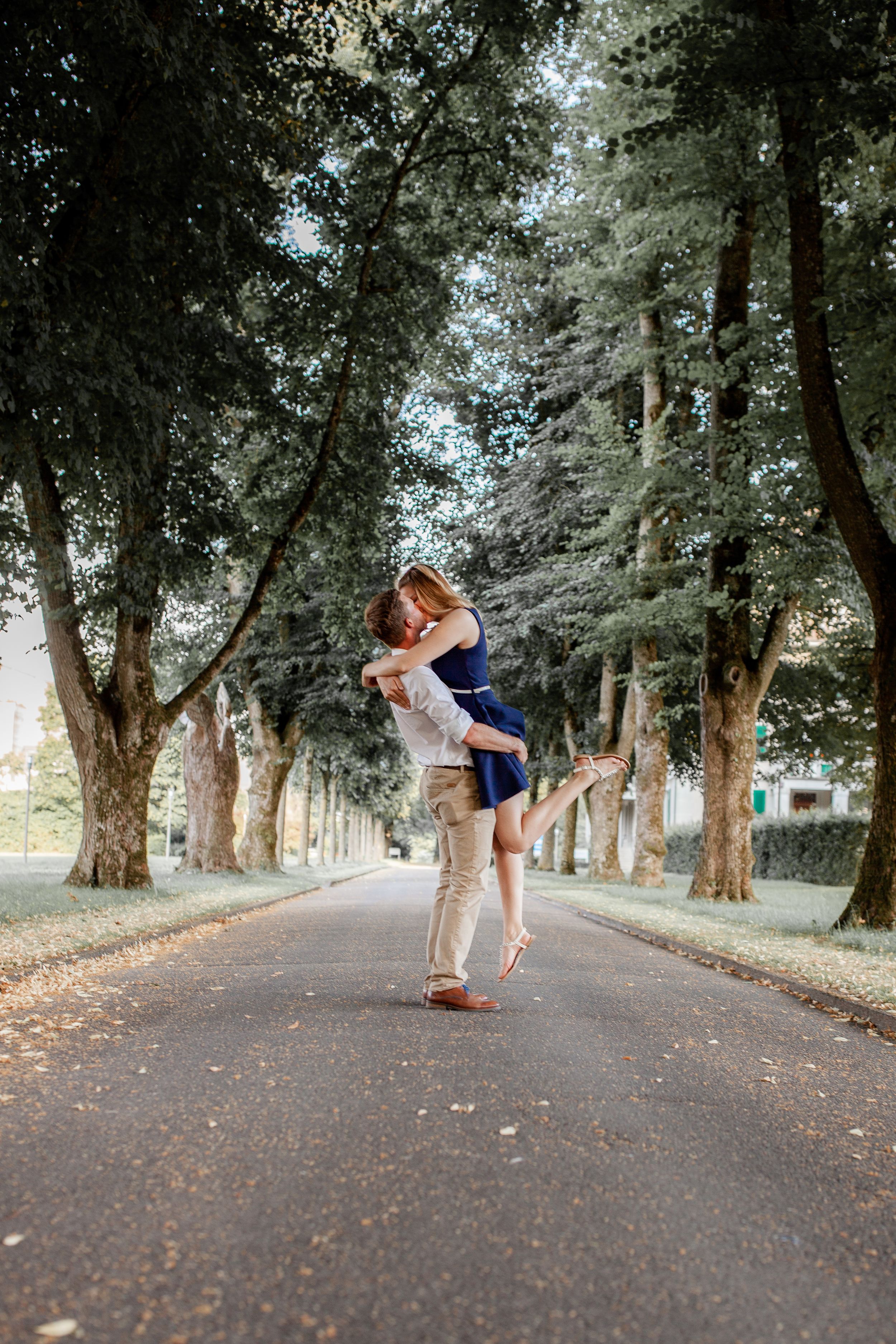 Engagement - Marie Roth Photography