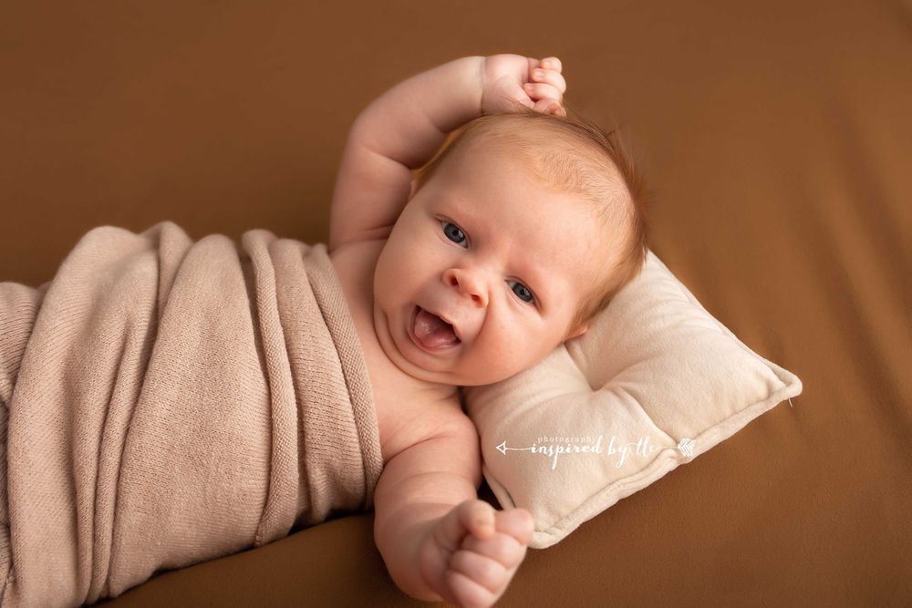 Studio Family & Newborn Portraits with 7 Week Old sweetheart || Bogard ...