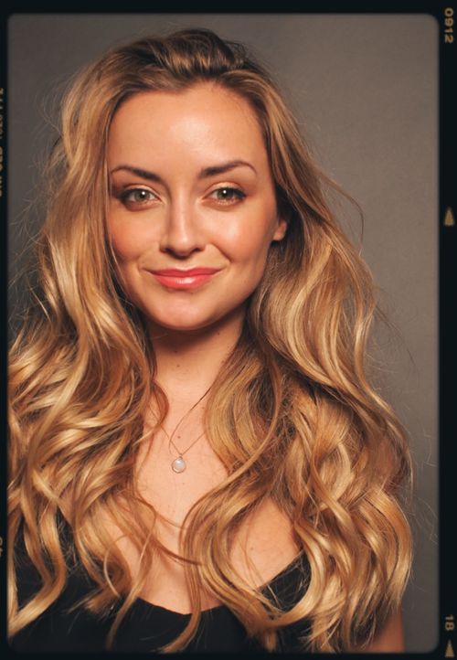 About - Faye Thomas Photography | Editorial Portrait & Headshot ...