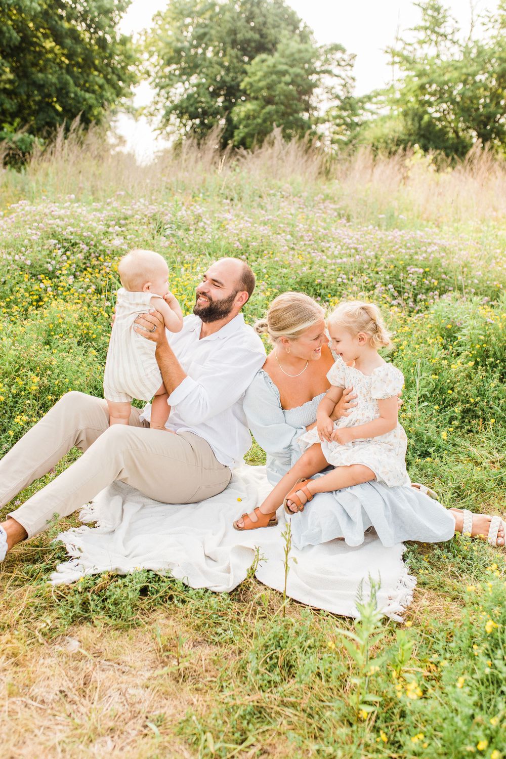 The Aprahamian Family - Nathalie Guerrero Photography