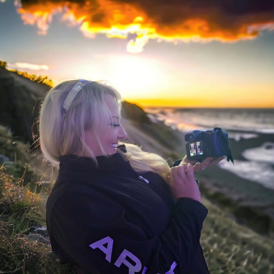 About - Ali Davis Photos