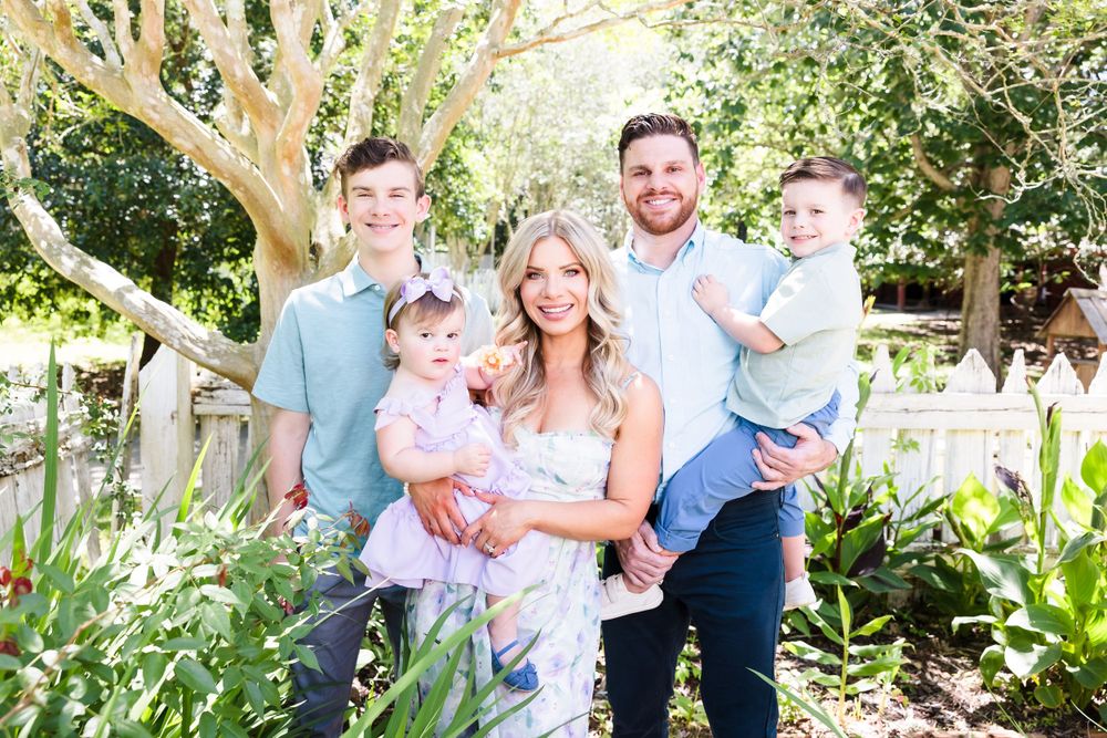 Josh & Lindsey's Family | Vermilionville - Jake & Jill Photography ...