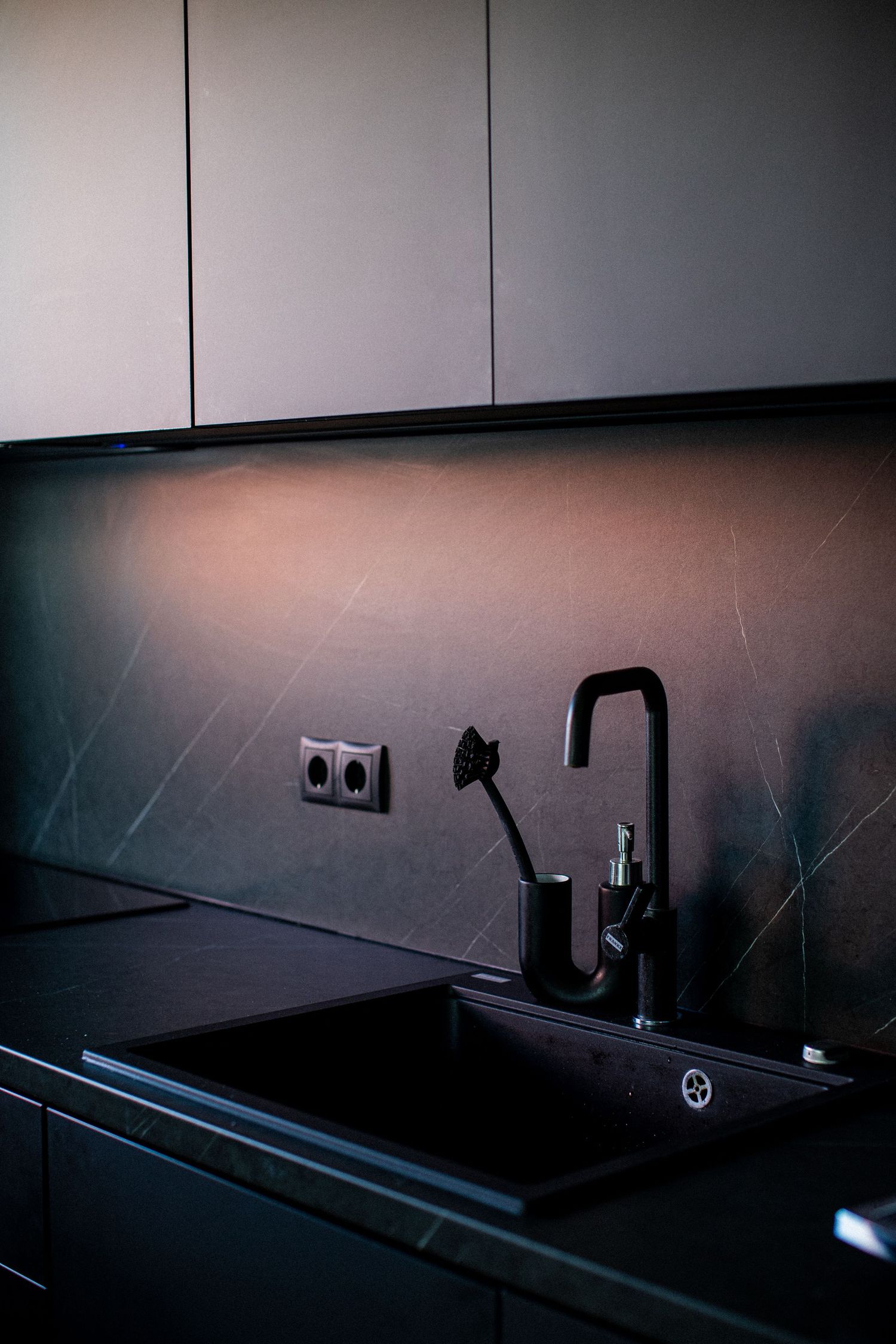 Everyday Life Copy - Sipelga