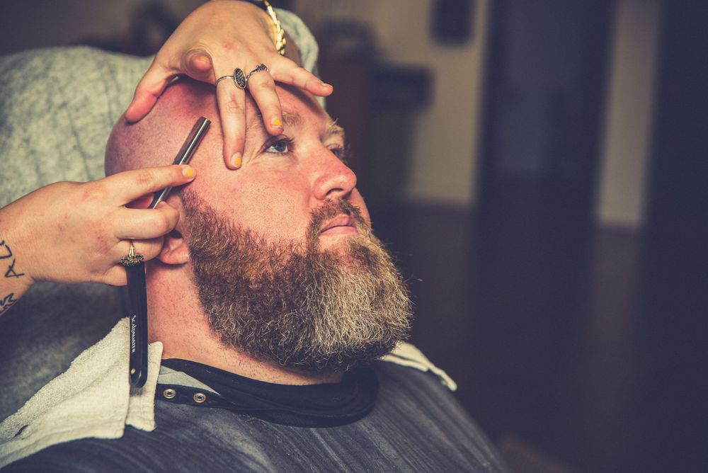 Reunion Barbershop | Self Portrait Head Shave - The Vinyl Lens