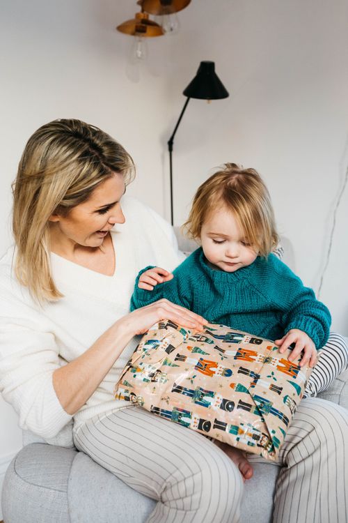 Winter birthday photo session at home | East London family photographer ...