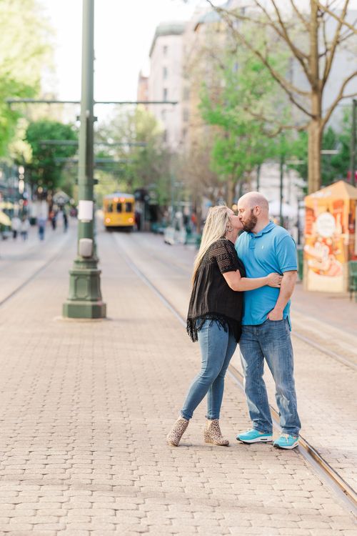 A Spring Destination Engagement in Memphis, Tennessee: Lyndsey & Colin ...
