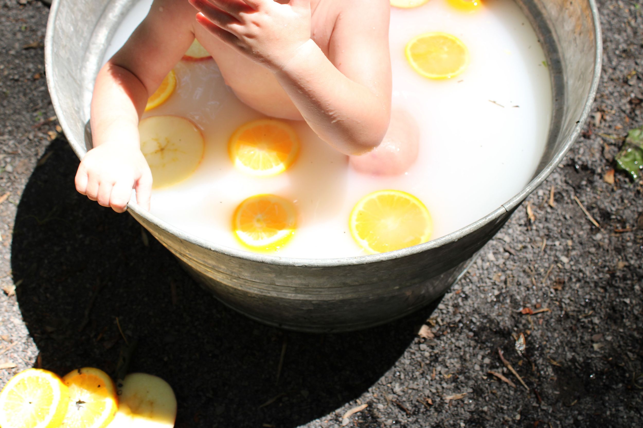 Milk Baths - Jessie Lynn Photography